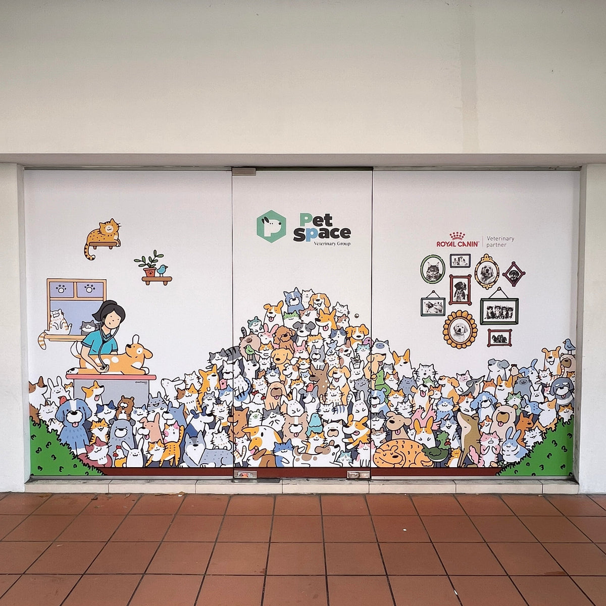 Pet Space Mural – Muffinsaurs Studio